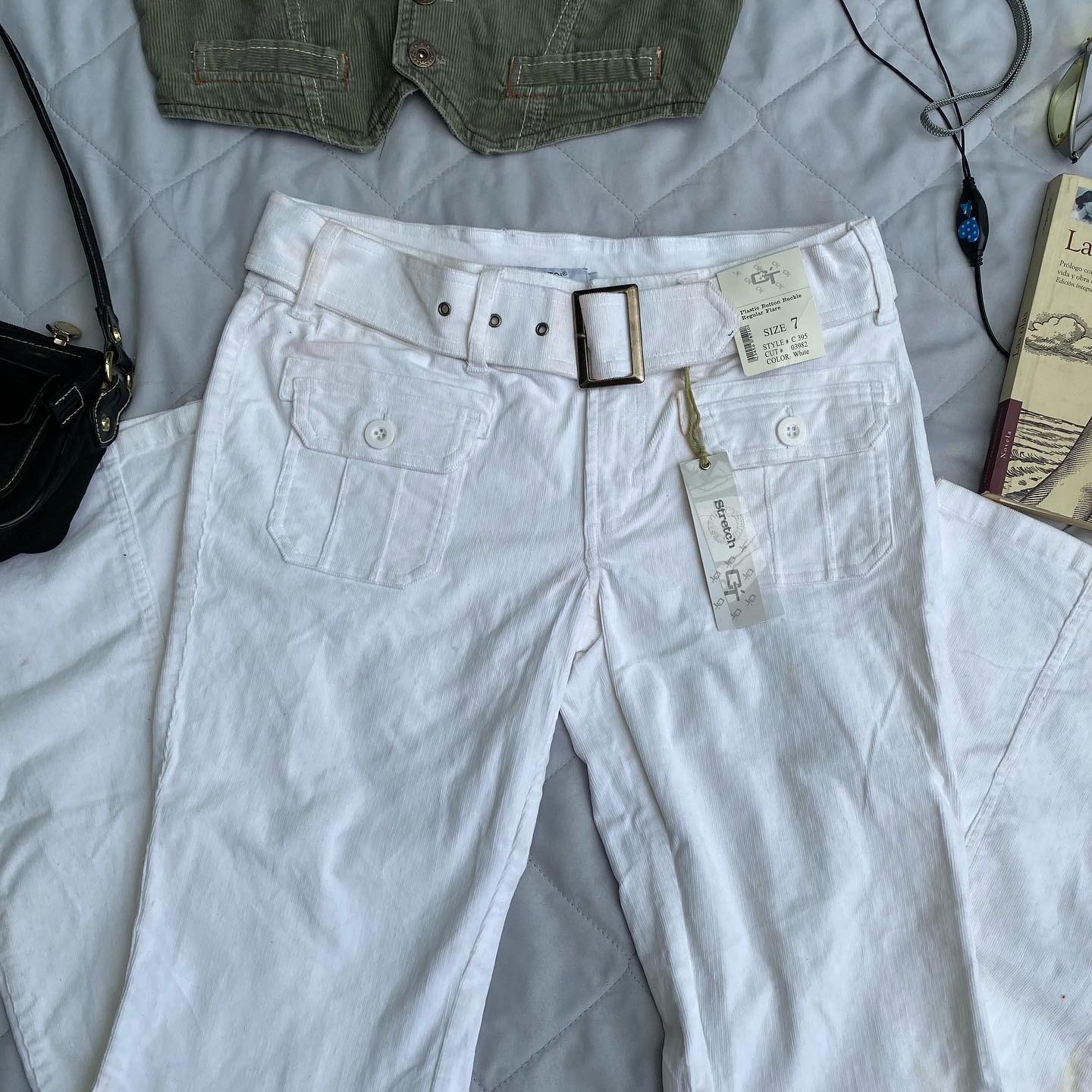 VENDIDO chaleco no boundaries by talla m tuyo x $130 pesos . ┊⁭VENDIDO ...