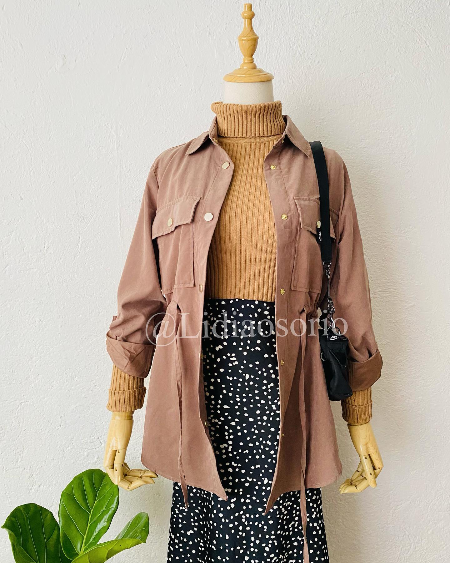 🖤PARKA CAFÉ 🖤 - LidiaOsorio - LolaPay